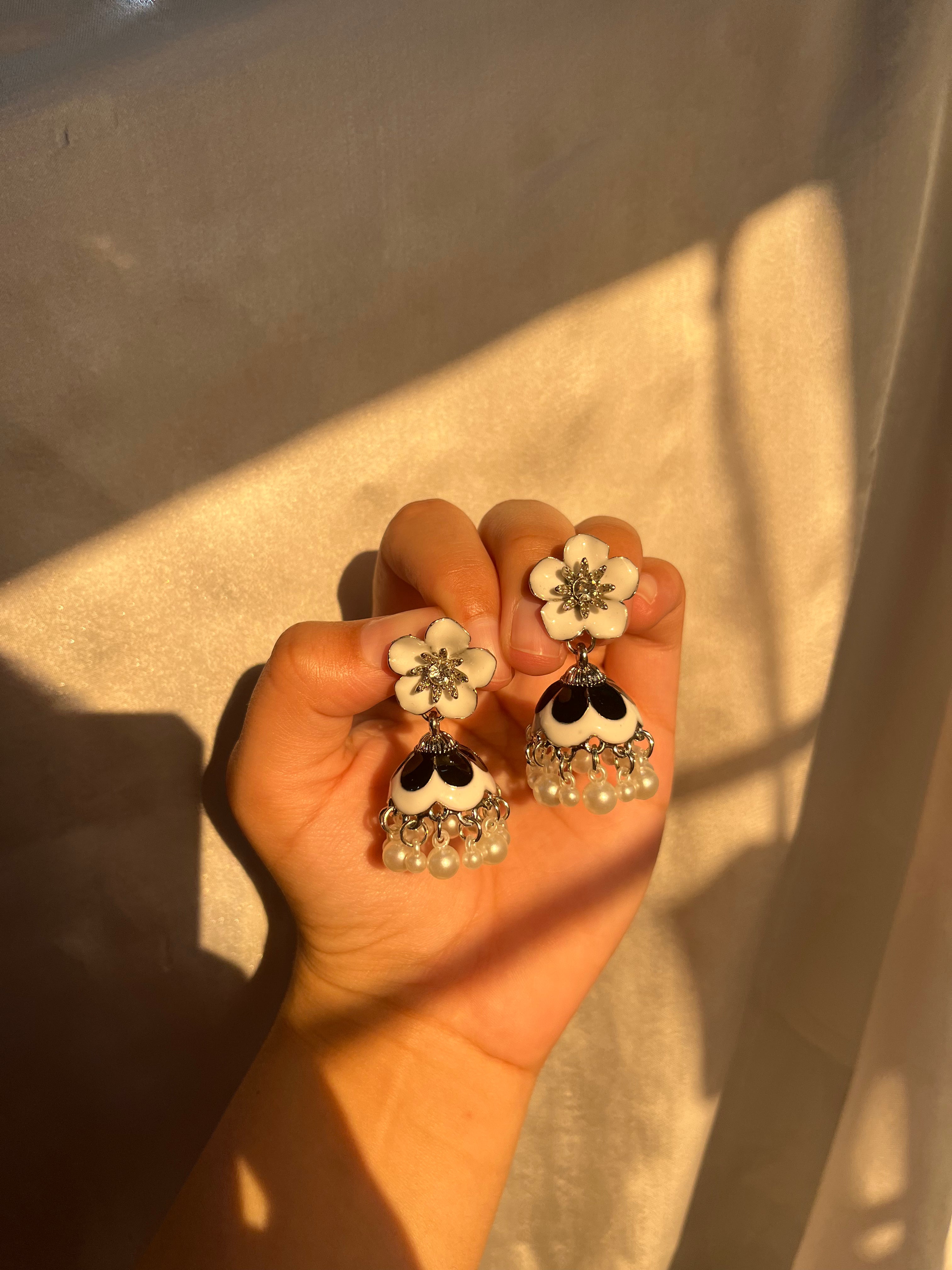 Desi earrings – Sophistiquee