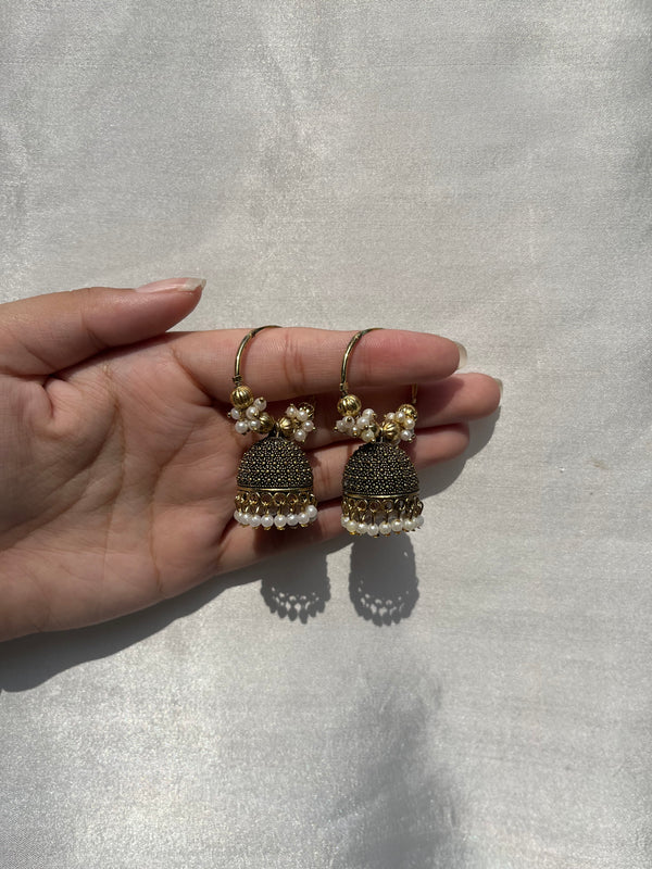 Golden jhumka bali – Sophistiquee
