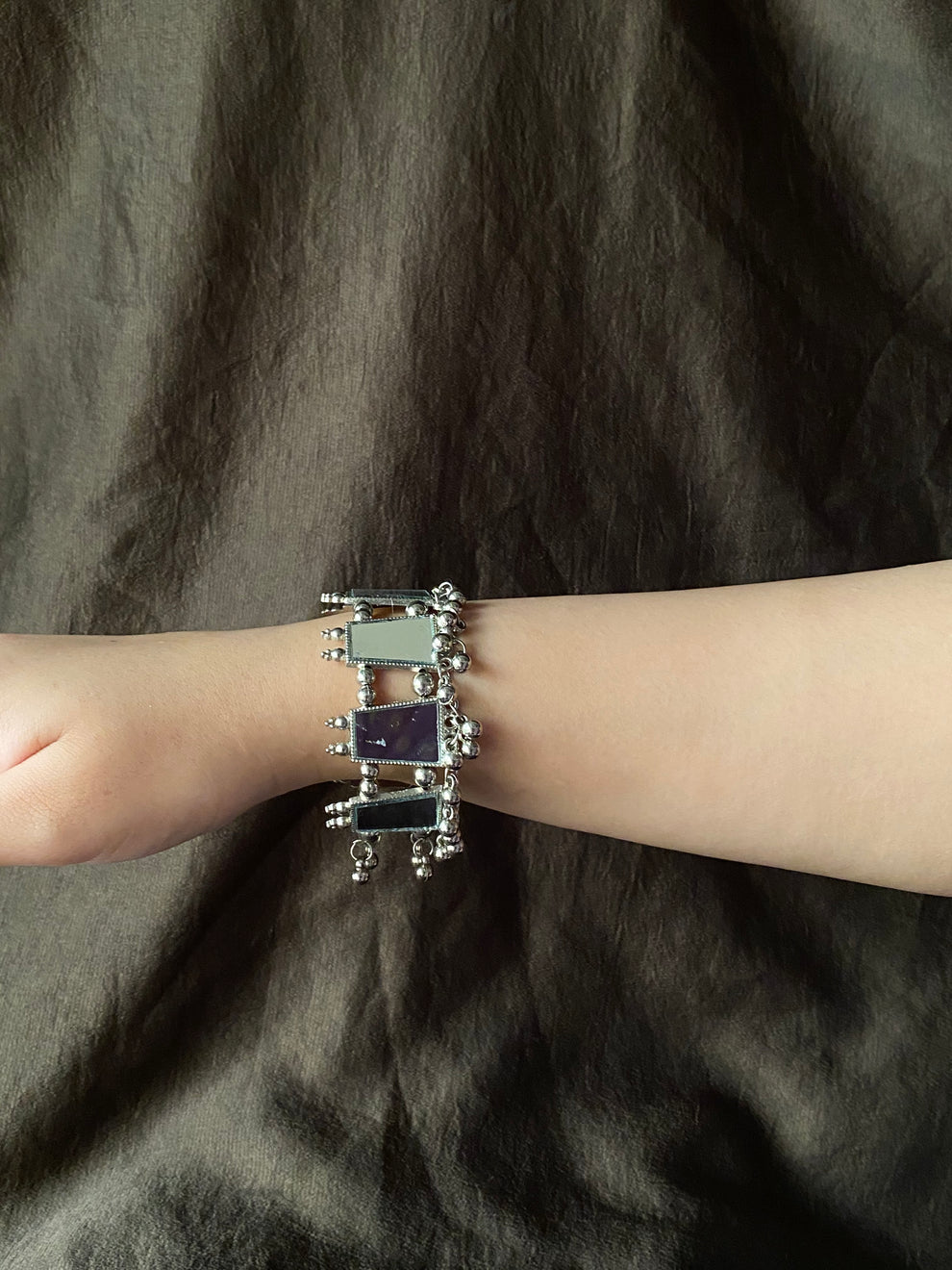 Mirror handcuff – Sophistiquee